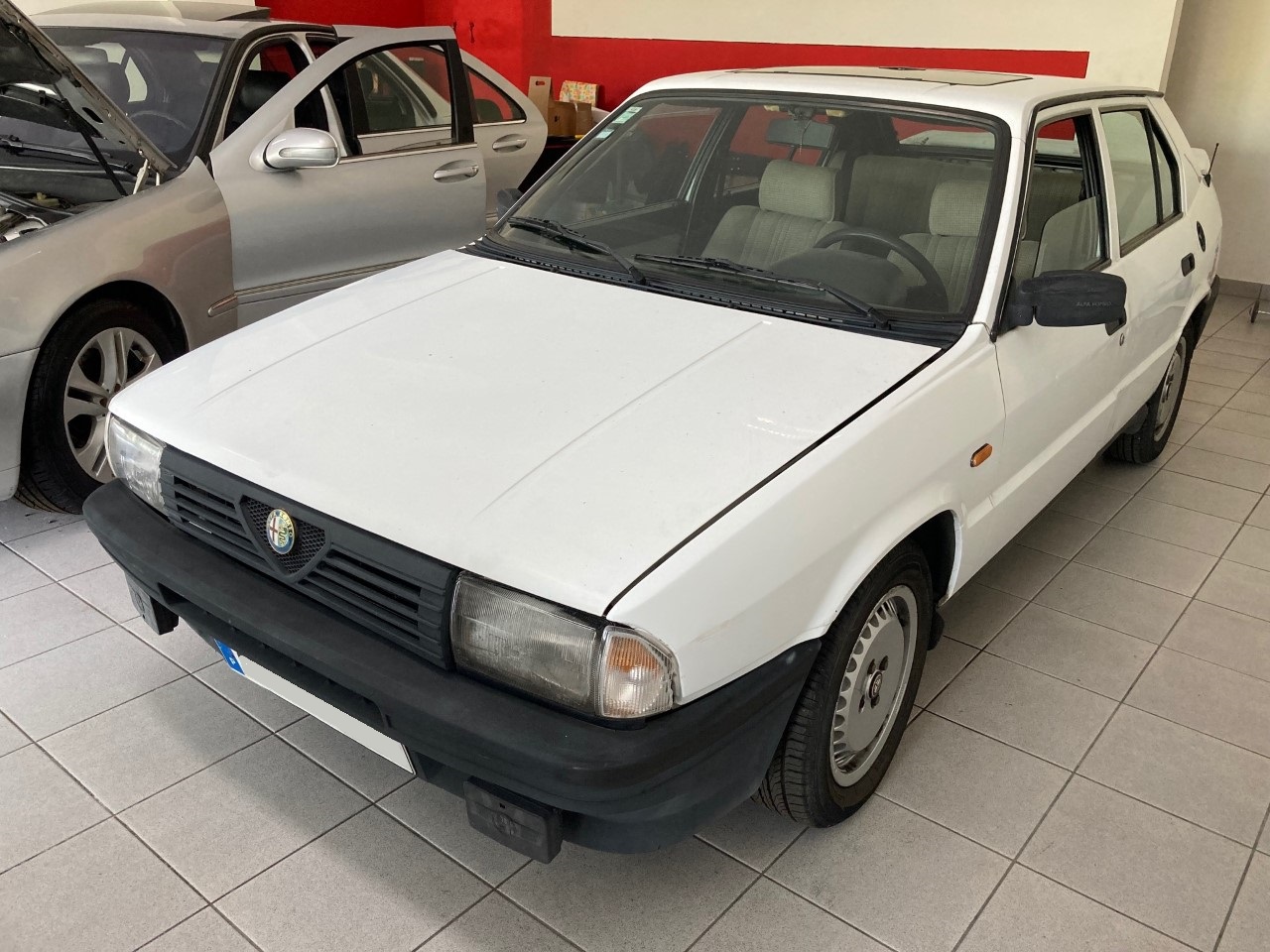 Alfa Romeo 33 1.5Ti - Automóveis Pestana